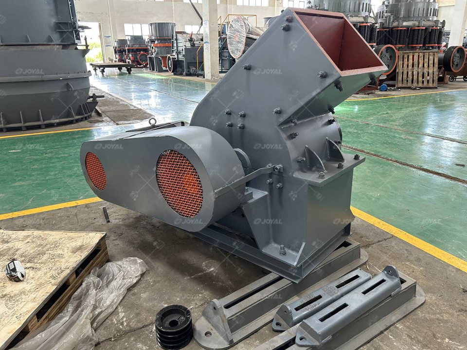 How to use a hammer crusher correctly